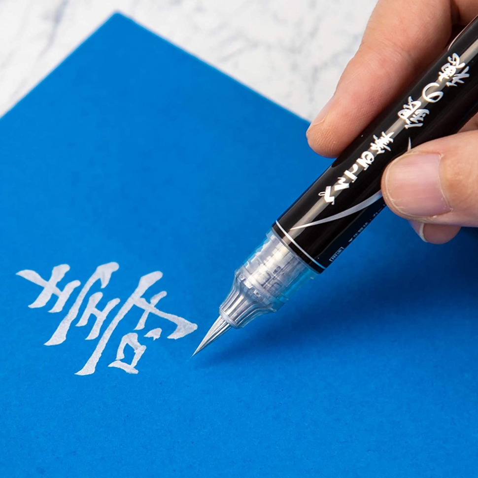 Кисть Pentel Metallic XGFH-Z серебряная - 447 руб.